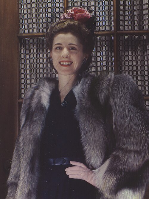 Clare Boothe Luce (R-CT) – The Endorsement Project